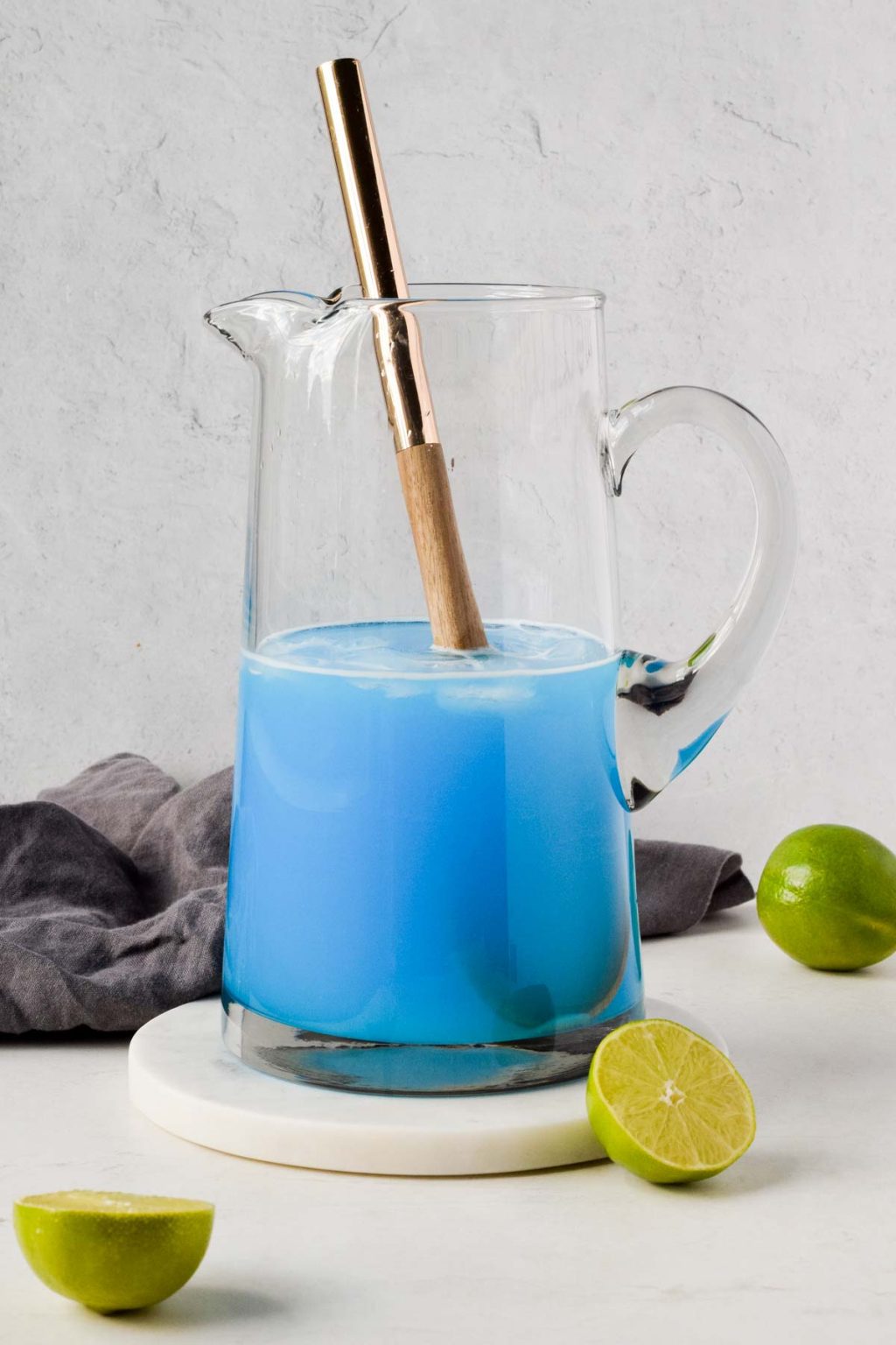 Detroit Tailgating Punch {Lions Honolulu Blue Kool-Aid Recipe} - A ...
