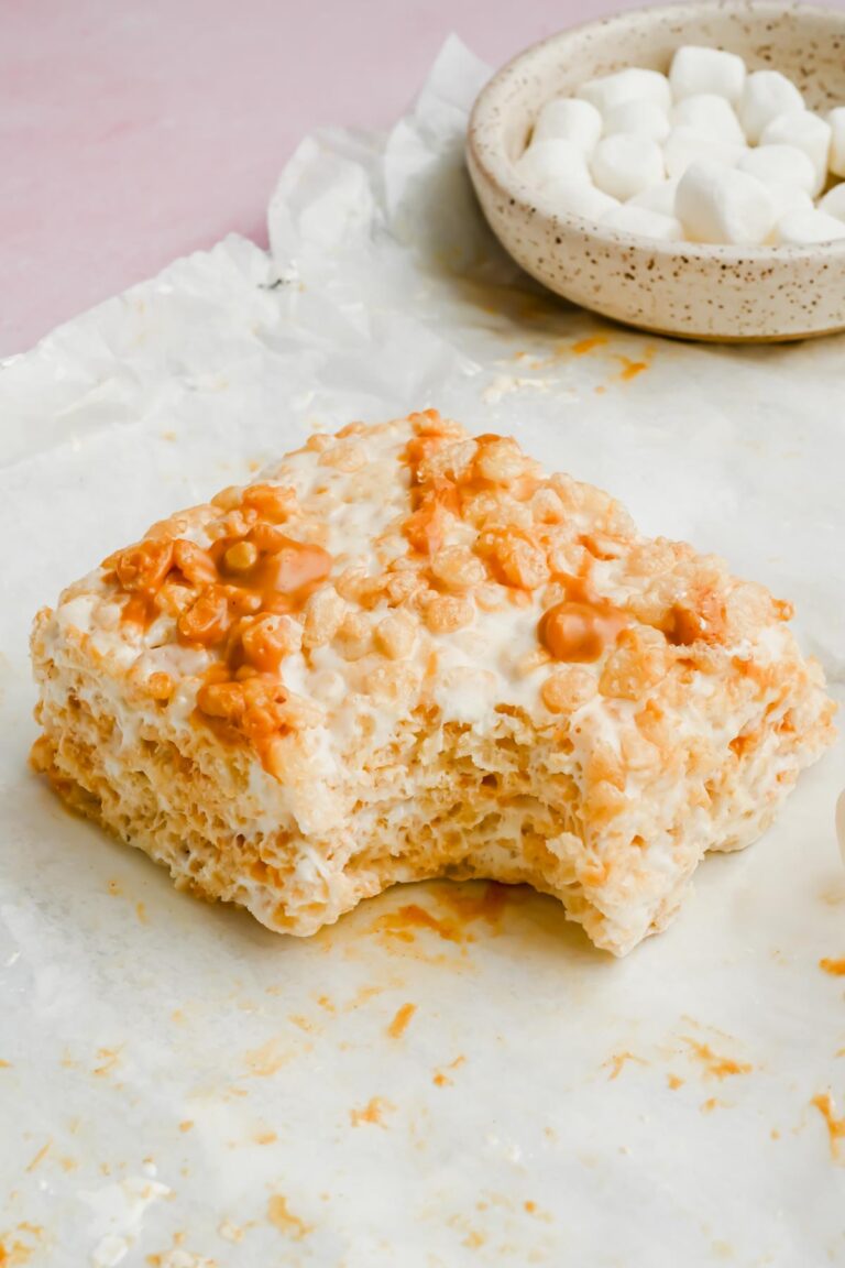 Marshmallow Fluff Rice Krispie Treats - A Paige of Positivity